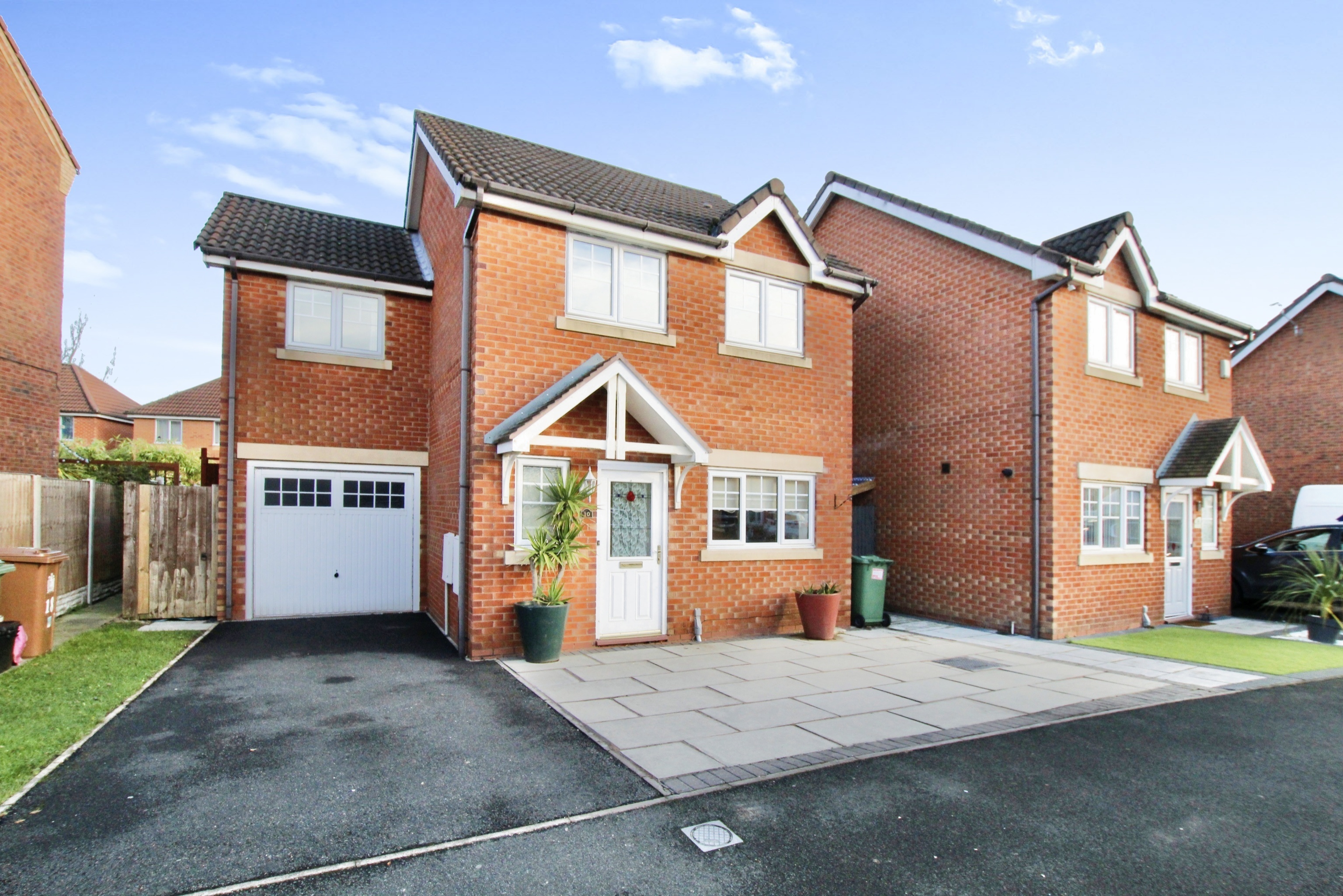 3 bedroom detached house for sale in The Croft, St. Helens, WA9 3GE