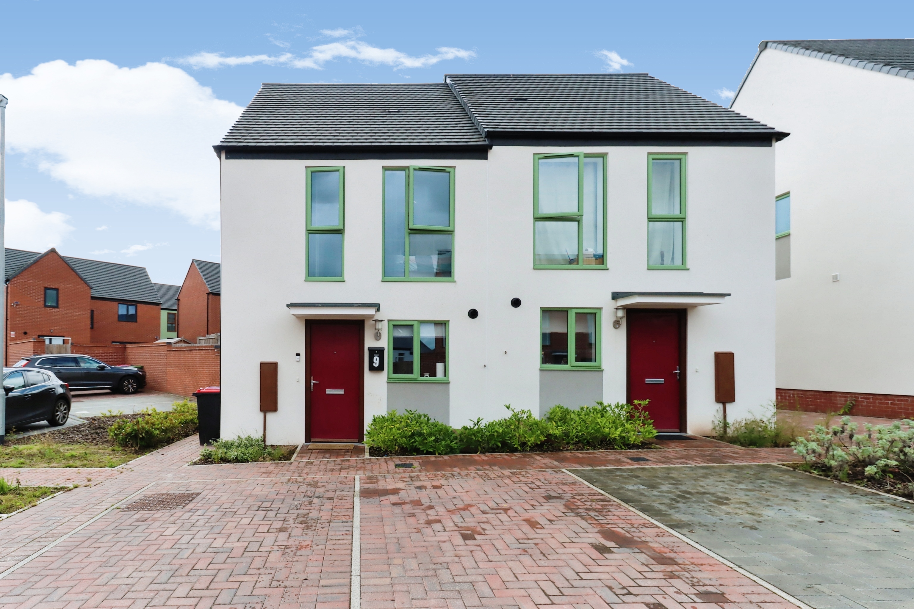 2 bedroom semi-detached house for sale in Oak Trees Avenue, Telford ...